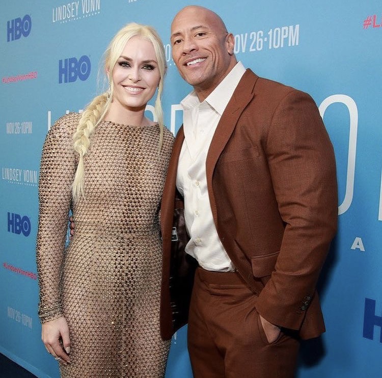 Lindsey Vonn partage des photos avec l'acteur The Rock pour sa fête ...
